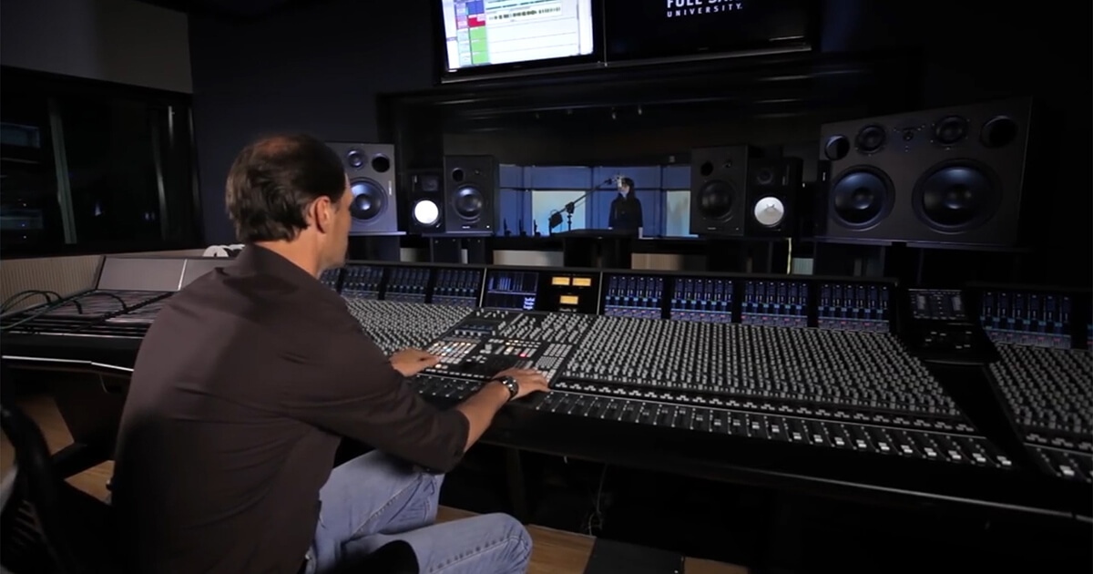A Guide To Common Vocal Mixing Techniques And Software The Hub