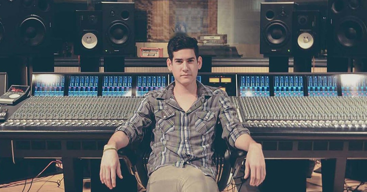 Grad Fernando Reyes on the Importance of Positive Energy - The Hub